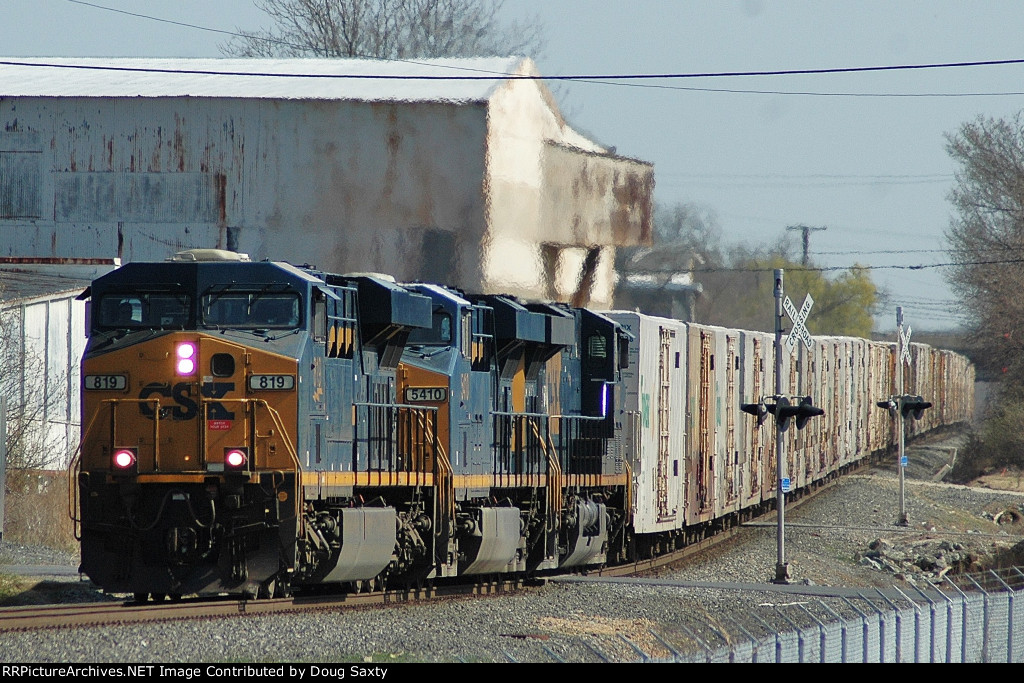 CSX 819
